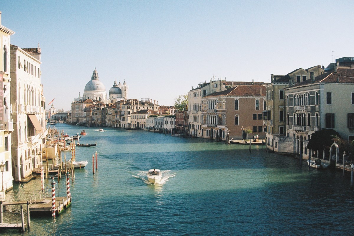 From Seas to Mountains – 5 Must Visit Spots in the Veneto Region, Italy ...